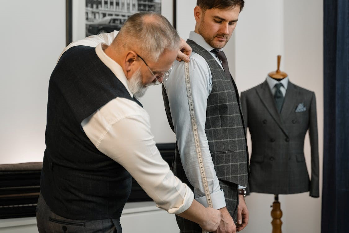 How to Measure for a Suit – Elegant Men's Attire