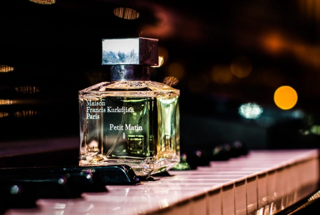 What Are the Top 5 Men's Fragrances for a Signature Scent? – Elegant ...